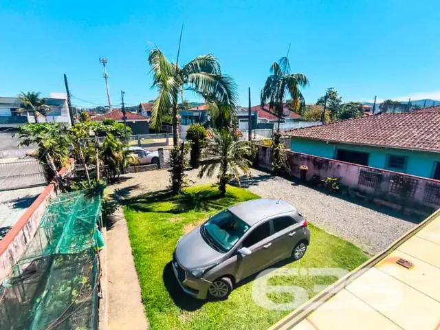 Casa / Sobrado para Venda em Joinville/SC Comasa 4 Quartos