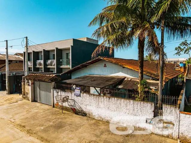 Casa / Sobrado para Venda em Joinville/SC Comasa 5 Quartos