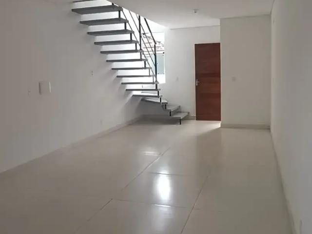 Casa / Sobrado para Venda em Joinville/SC Costa e Silva 2 Quartos