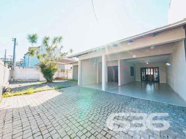 Casa / Sobrado para Venda em Joinville/SC Costa e Silva 2 Quartos