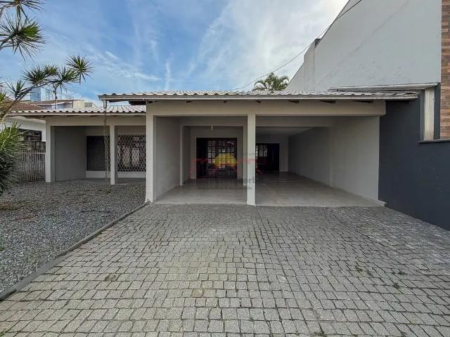 Casa / Sobrado para Venda em Joinville/SC Costa e Silva 2 Quartos