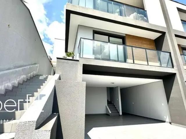 Casa / Sobrado para Venda em Joinville/SC Costa e Silva 3 Quartos