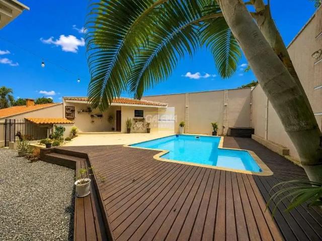 Casa / Sobrado para Venda em Joinville/SC Costa e Silva 3 Quartos