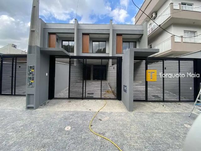 Casa / Sobrado para Venda em Joinville/SC Costa e Silva 3 Quartos