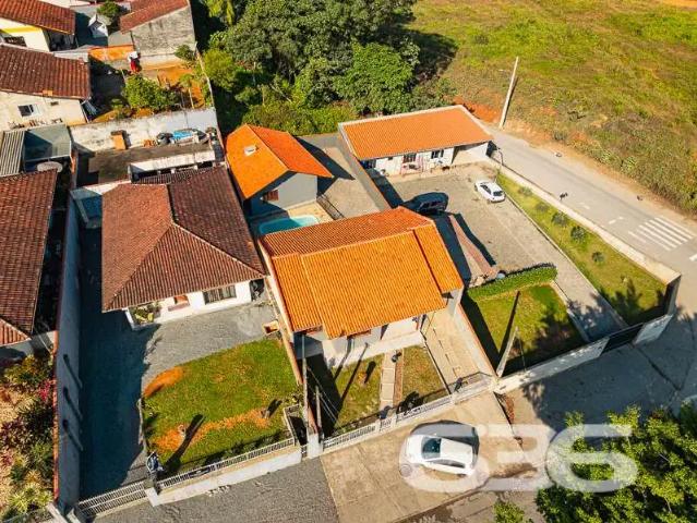 Casa / Sobrado para Venda em Joinville/SC Costa e Silva 3 Quartos