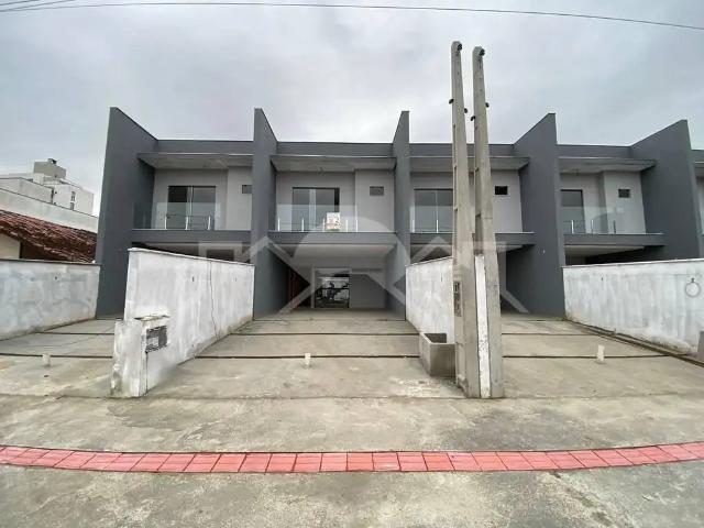 Casa / Sobrado para Venda em Joinville/SC Costa e Silva 3 Quartos