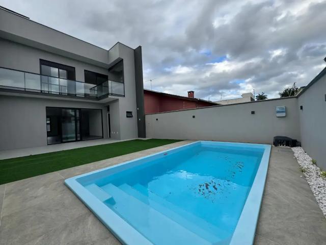 Casa / Sobrado para Venda em Joinville/SC Costa e Silva 3 Quartos