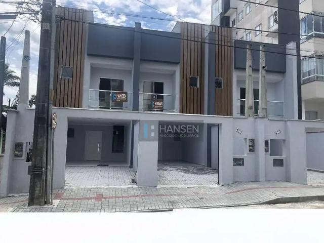Casa / Sobrado para Venda em Joinville/SC Costa e Silva 3 Quartos