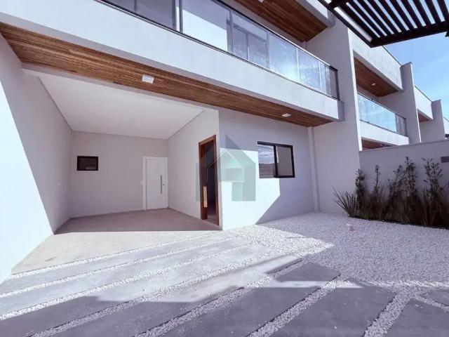 Casa / Sobrado para Venda em Joinville/SC Costa e Silva 3 Quartos