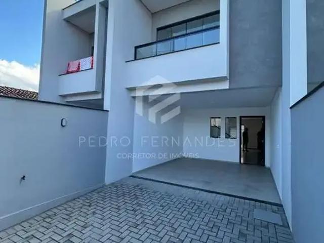 Casa / Sobrado para Venda em Joinville/SC Costa e Silva 3 Quartos