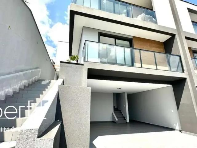 Casa / Sobrado para Venda em Joinville/SC Costa e Silva 3 Quartos