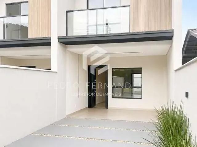Casa / Sobrado para Venda em Joinville/SC Costa e Silva 3 Quartos