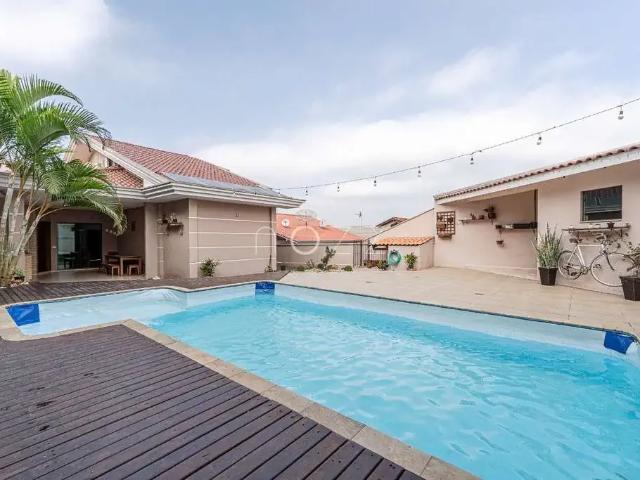 Casa / Sobrado para Venda em Joinville/SC Costa e Silva 3 Quartos