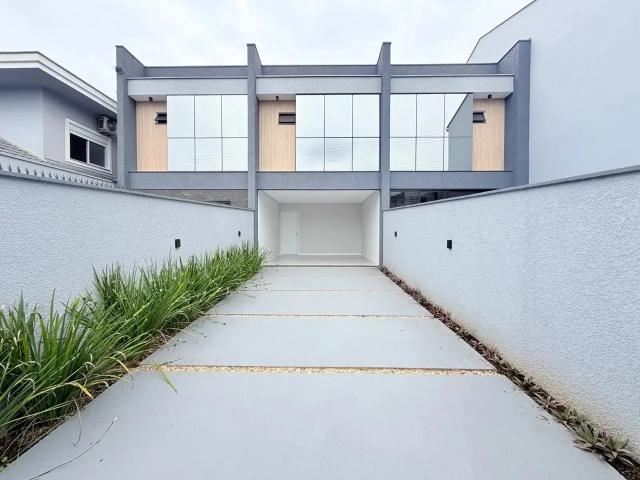 Casa / Sobrado para Venda em Joinville/SC Costa e Silva 3 Quartos