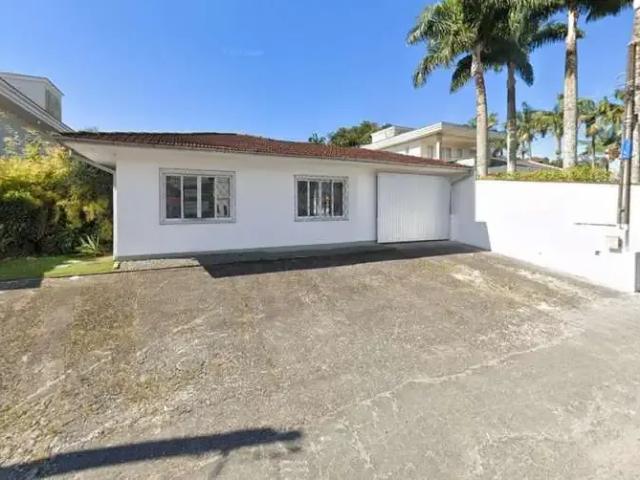 Casa / Sobrado para Venda em Joinville/SC Costa e Silva 3 Quartos