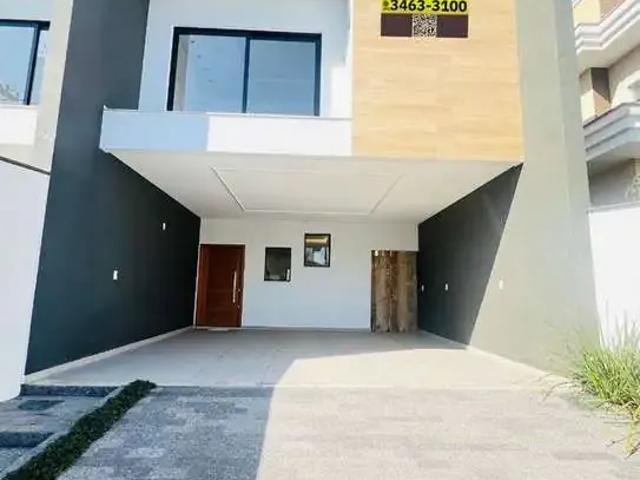 Casa / Sobrado para Venda em Joinville/SC Costa e Silva 3 Quartos