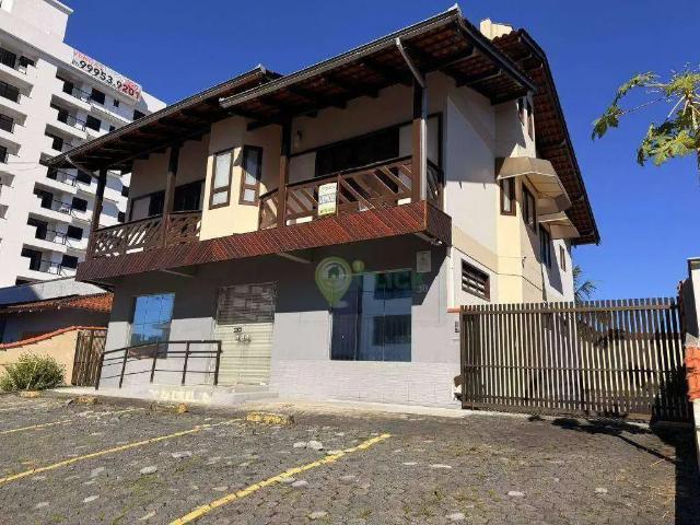 Casa / Sobrado para Venda em Joinville/SC Costa e Silva 4 Quartos