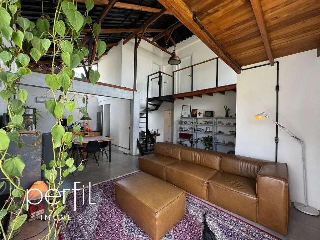 Casa / Sobrado para Venda em Joinville/SC Costa e Silva 4 Quartos