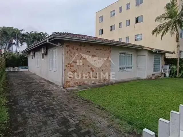 Casa / Sobrado para Venda em Joinville/SC Costa e Silva 4 Quartos