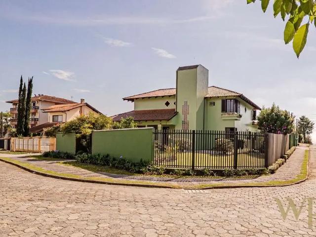 Casa / Sobrado para Venda em Joinville/SC Costa e Silva 4 Quartos