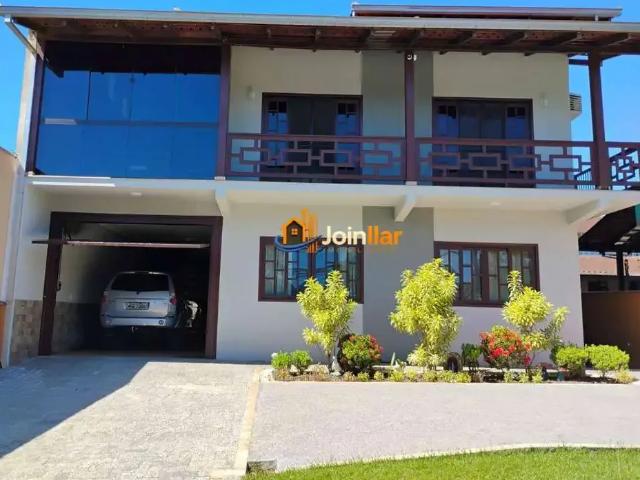 Casa / Sobrado para Venda em Joinville/SC Costa e Silva 4 Quartos