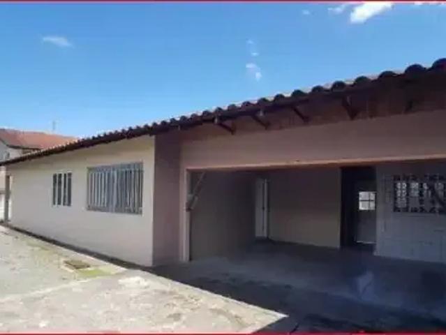Casa / Sobrado para Venda em Joinville/SC Costa e Silva 5 Quartos