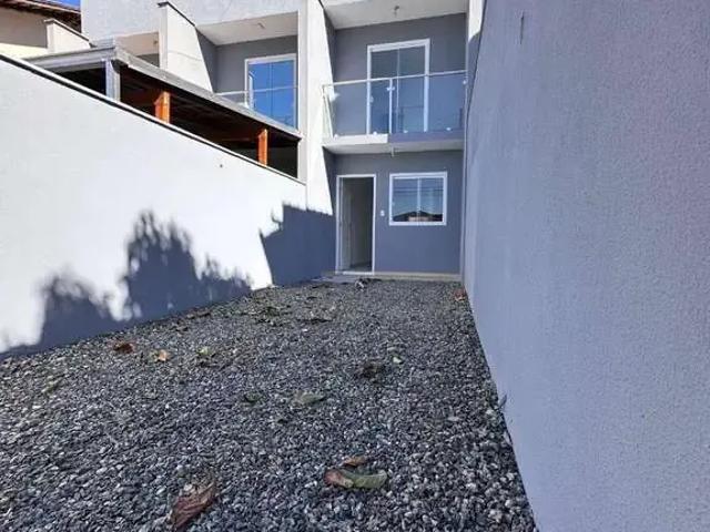 Casa / Sobrado para Venda em Joinville/SC Espinheiros 2 Quartos