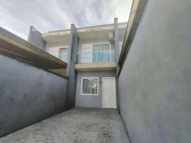 Casa / Sobrado para Venda em Joinville/SC Espinheiros 2 Quartos