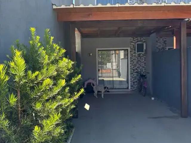 Casa / Sobrado para Venda em Joinville/SC Espinheiros 2 Quartos