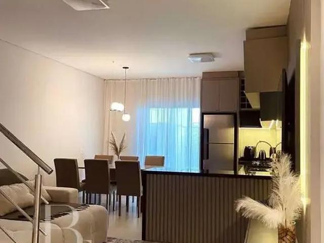 Casa / Sobrado para Venda em Joinville/SC Espinheiros 3 Quartos