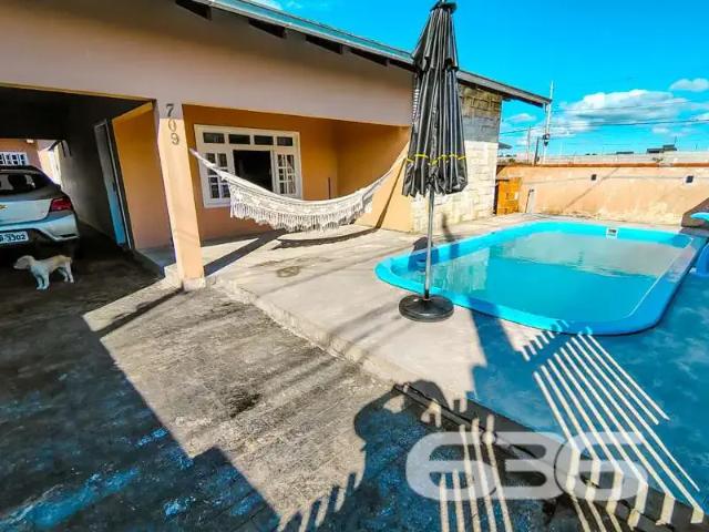 Casa / Sobrado para Venda em Joinville/SC Espinheiros 3 Quartos