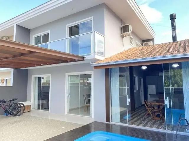 Casa / Sobrado para Venda em Joinville/SC Fátima 3 Quartos