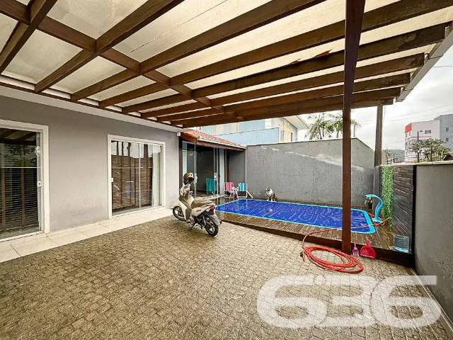 Casa / Sobrado para Venda em Joinville/SC Fátima 3 Quartos