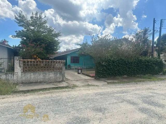 Casa / Sobrado para Venda em Joinville/SC Fátima 3 Quartos