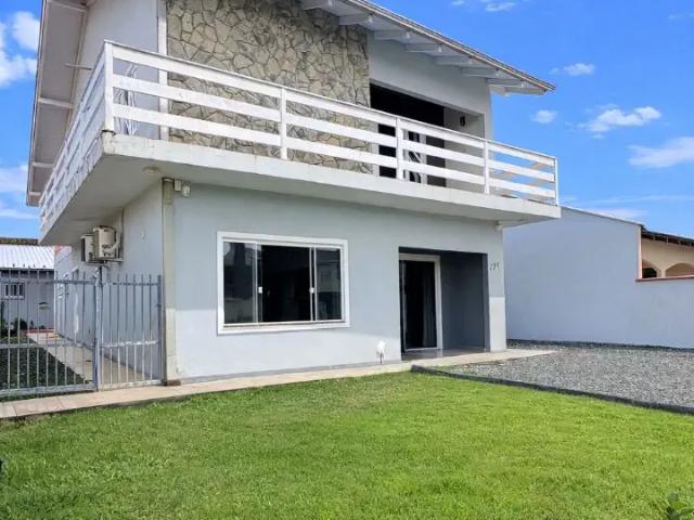 Casa / Sobrado para Venda em Joinville/SC Fátima 2 Quartos