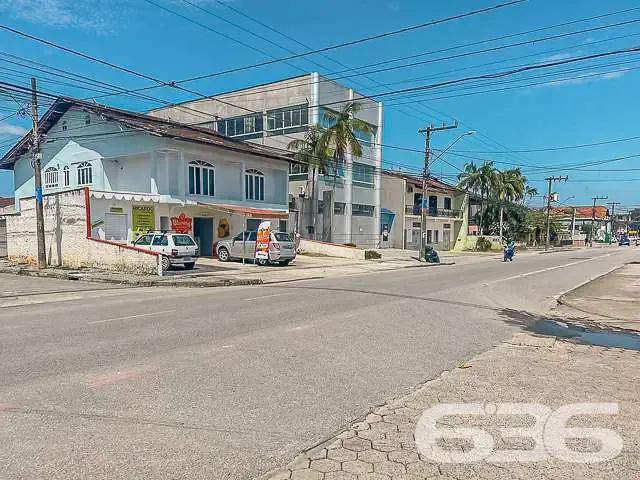 Casa / Sobrado para Venda em Joinville/SC Fátima 7 Quartos