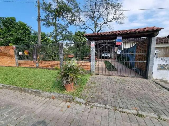 Casa / Sobrado para Venda em Joinville/SC Fátima 4 Quartos