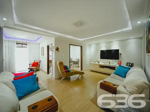 Casa / Sobrado para Venda em Joinville/SC Fátima 4 Quartos