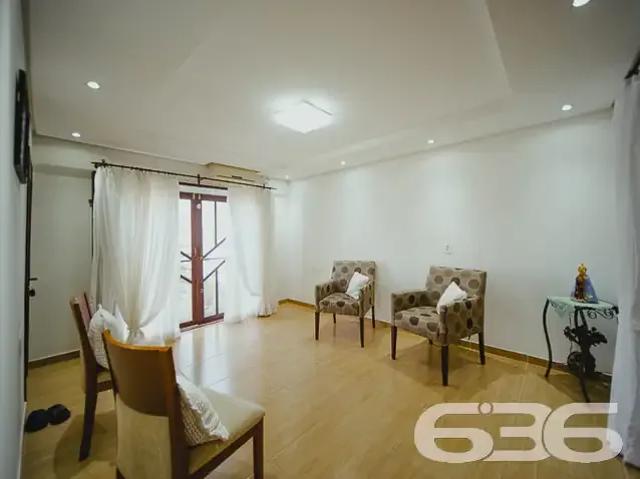 Casa / Sobrado para Venda em Joinville/SC Fátima 4 Quartos