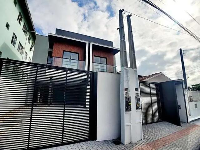 Casa / Sobrado para Venda em Joinville/SC Floresta
