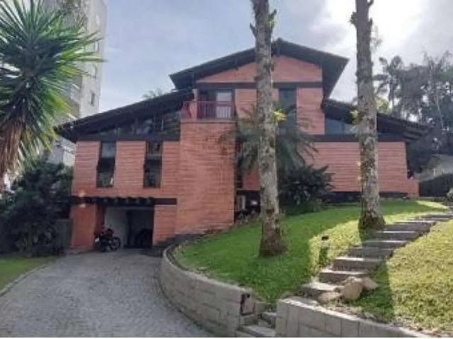 Casa / Sobrado para Venda em Joinville/SC Floresta