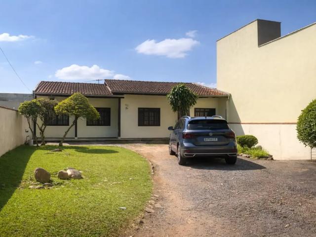 Casa / Sobrado para Venda em Joinville/SC Floresta 4 Quartos