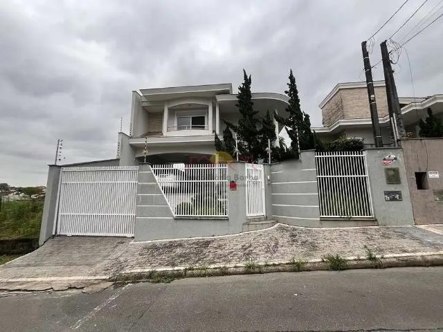Casa / Sobrado para Venda em Joinville/SC Floresta 4 Quartos