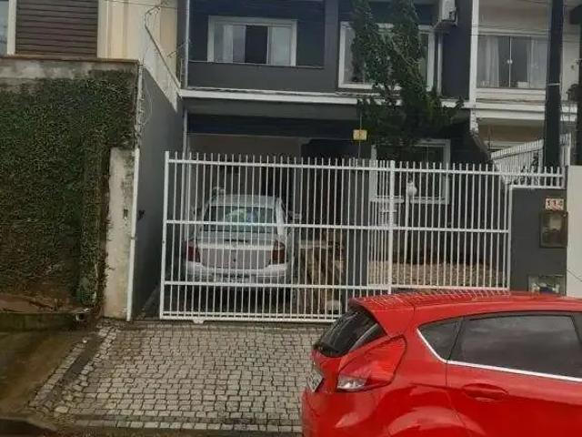 Casa / Sobrado para Venda em Joinville/SC Floresta 4 Quartos