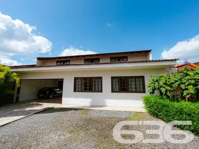 Casa / Sobrado para Venda em Joinville/SC Floresta 5 Quartos