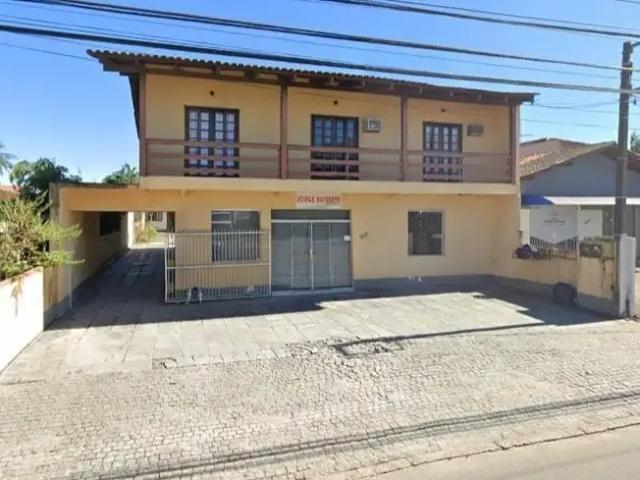 Casa / Sobrado para Venda em Joinville/SC Floresta 7 Quartos
