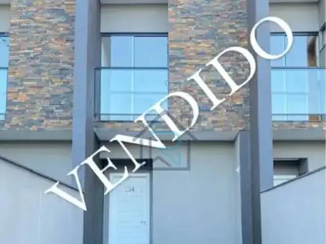 Casa / Sobrado para Venda em Joinville/SC Floresta 1 Quartos