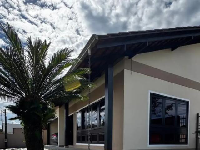 Casa / Sobrado para Venda em Joinville/SC Floresta 2 Quartos