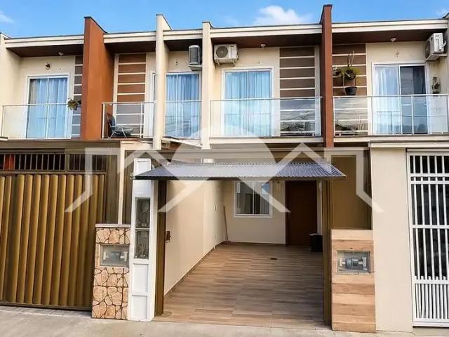Casa / Sobrado para Venda em Joinville/SC Floresta 2 Quartos