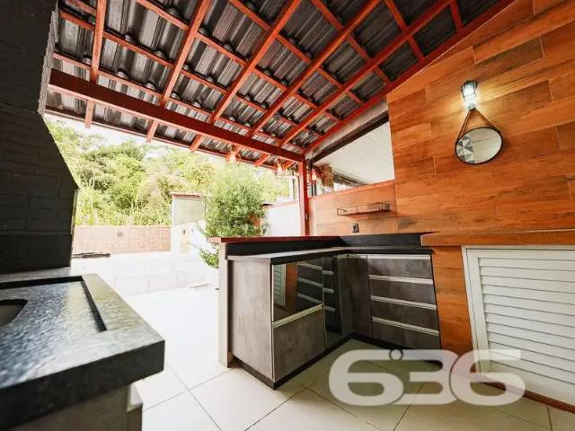 Casa / Sobrado para Venda em Joinville/SC Floresta 2 Quartos